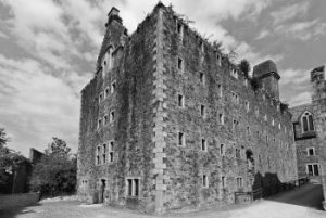 7 Terrifyingly Haunted Places in Cornwall | Haunted Rooms®