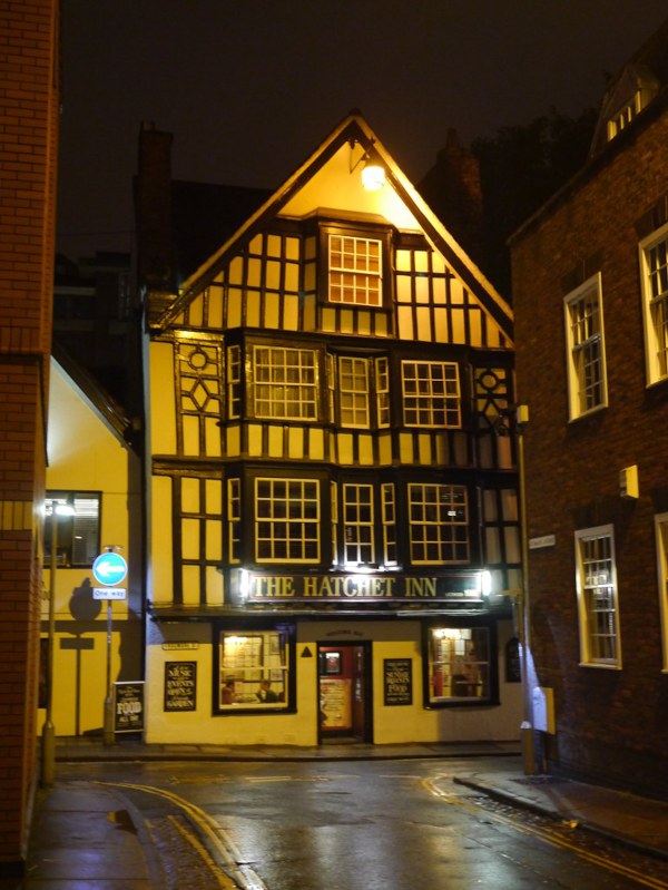 The 12 Most Haunted Pubs in Britain | Haunted Rooms®