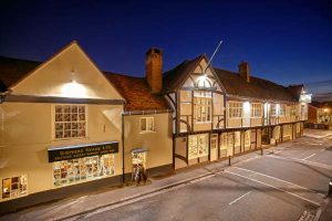 The 12 Most Haunted Pubs in Britain | Haunted Rooms®