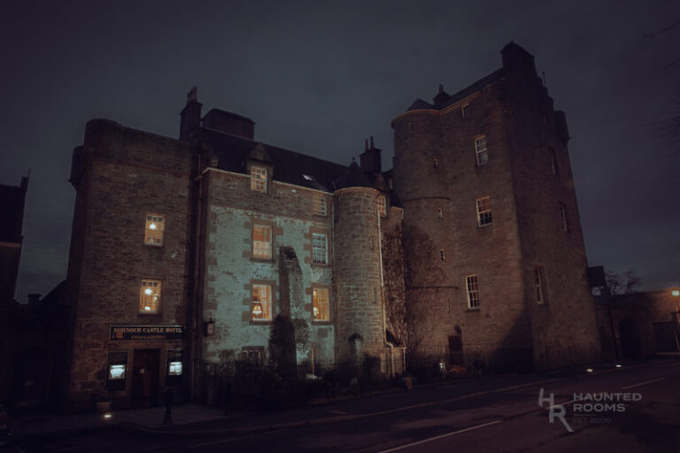 The 12 Most Haunted Castles in Scotland | Haunted Rooms®