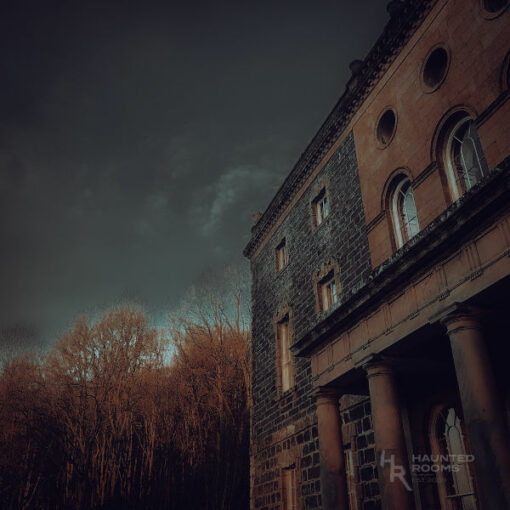 The 10 Most Haunted Places in Wales | Haunted Rooms®