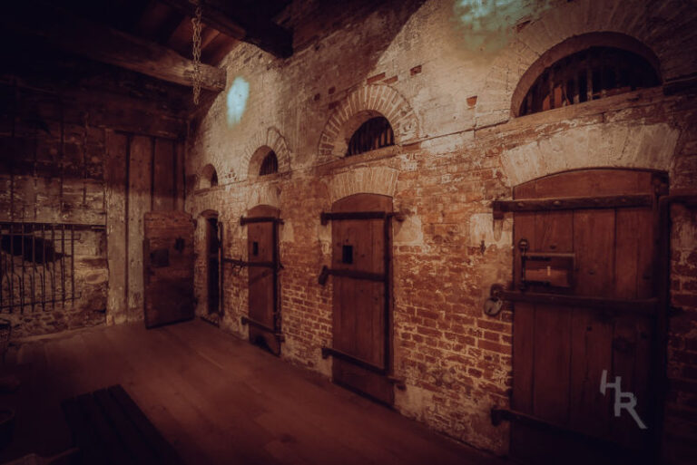 Tolhouse Gaol Ghost Hunts, Norfolk | Haunted Rooms®