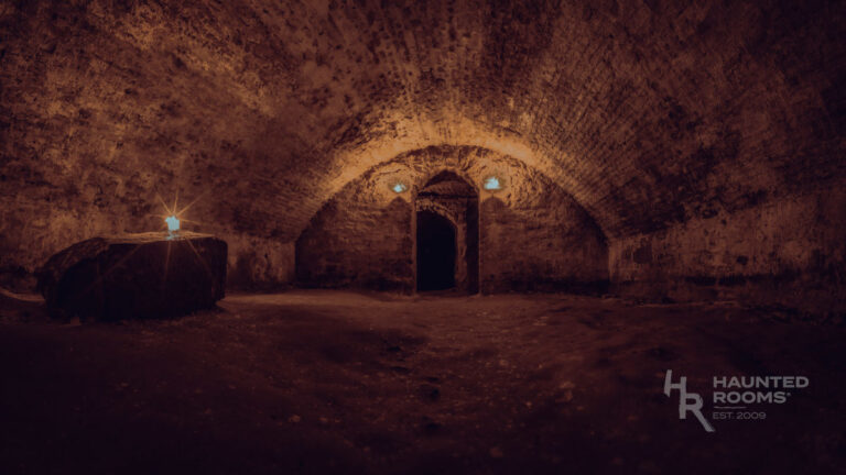 The Ghosts of Edinburgh Castle | Haunted Rooms®
